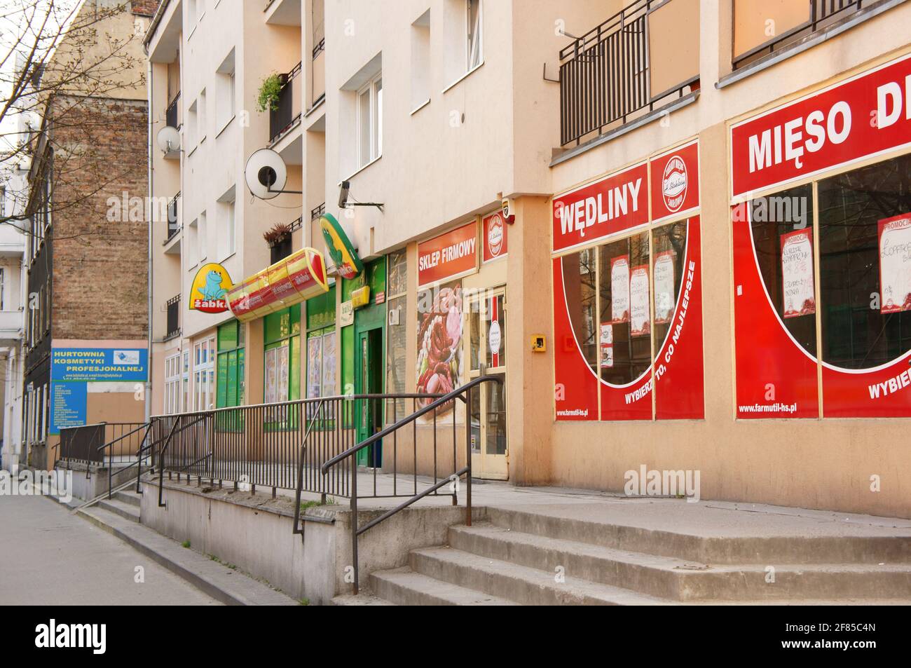Open till late hi-res stock photography and images - Alamy