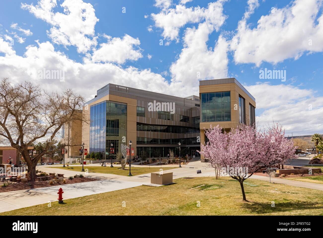 University Of Utah Campus High Resolution Stock Photography and Images ...