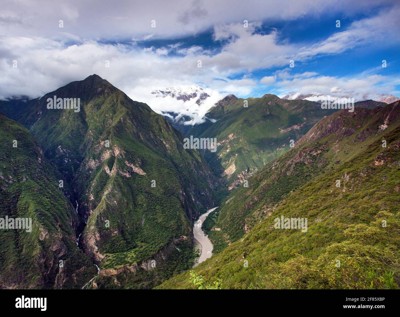 Rio Apurimac, Apurimac is upper part of the longist and the largest ...