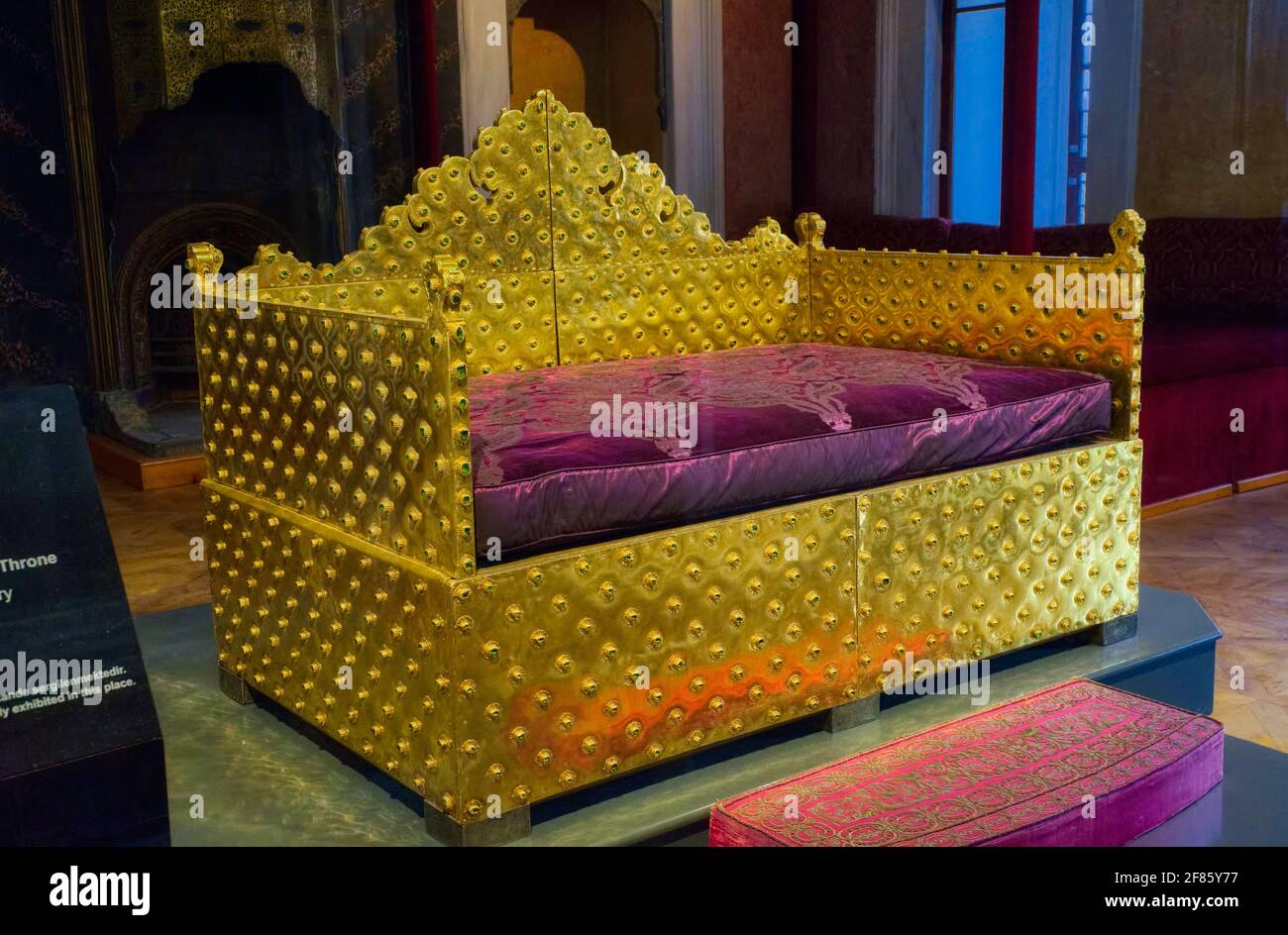 Bayram throne hi-res stock photography and images - Alamy