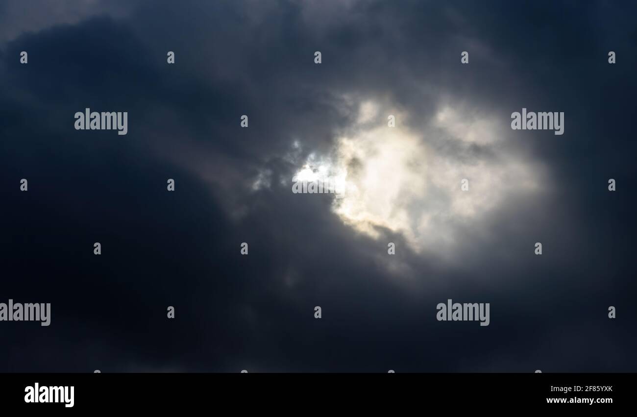 Encompassing view hi-res stock photography and images - Alamy