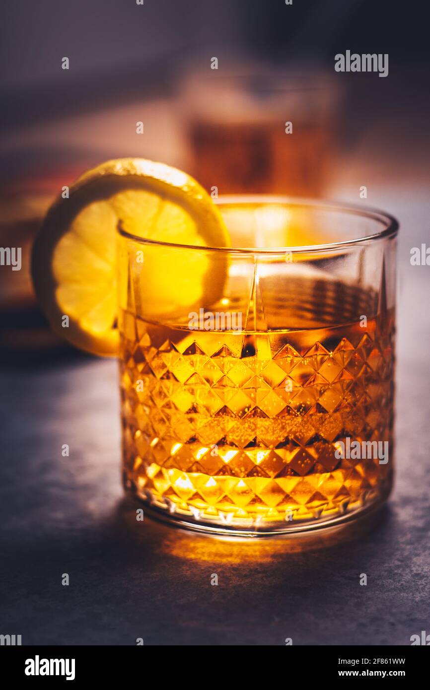 Rock contour hi-res stock photography and images - Alamy