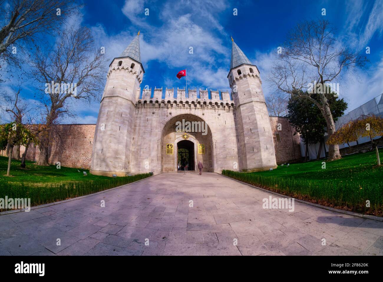 The large Gate of Salutation, also known as the Middle Gate, leads into ...