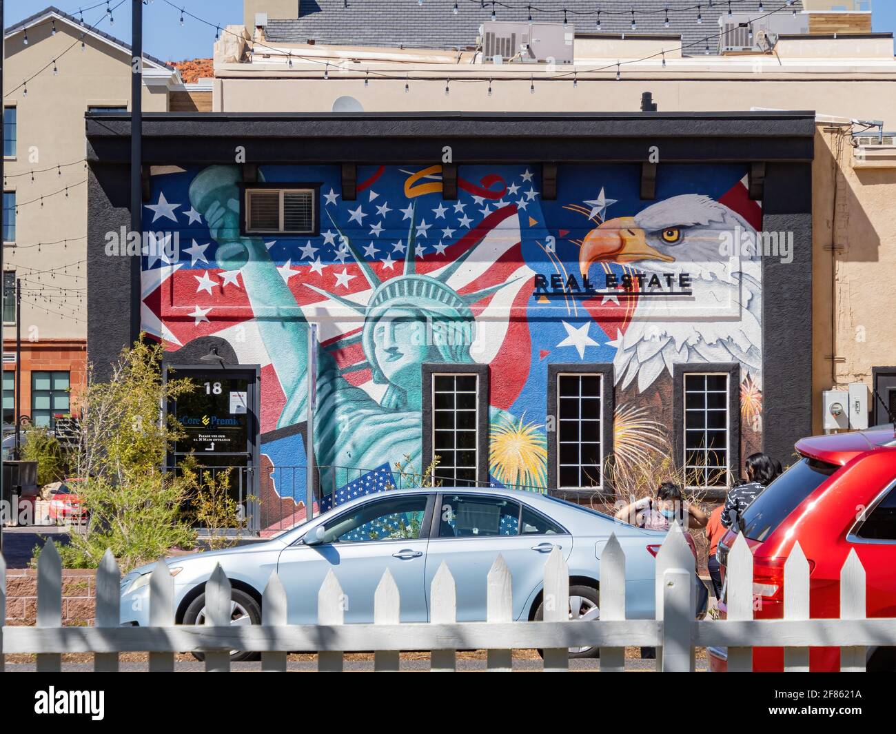 Graffiti outside hi-res stock photography and images - Alamy