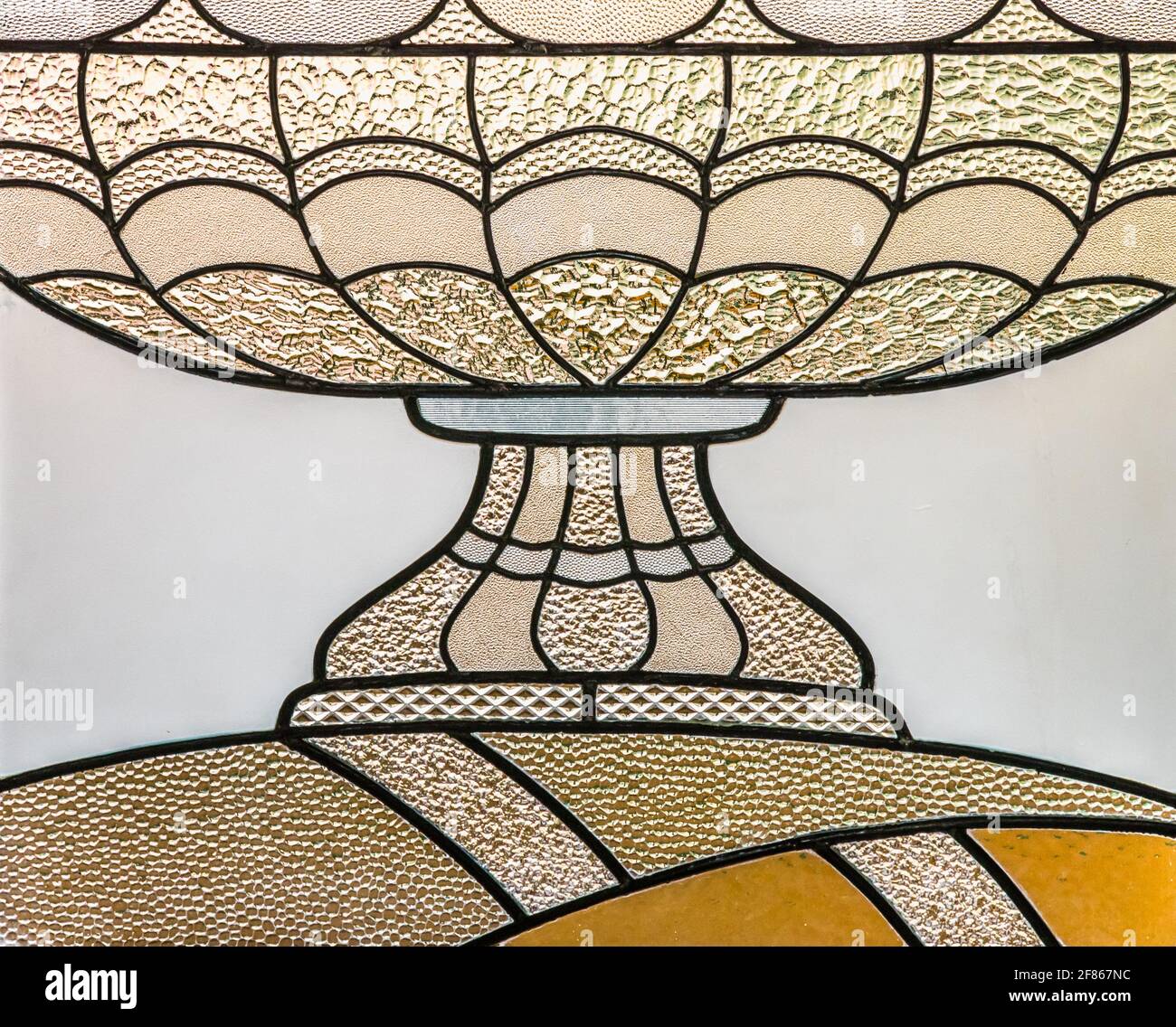 Stained glass texture in gold hi-res stock photography and images - Alamy
