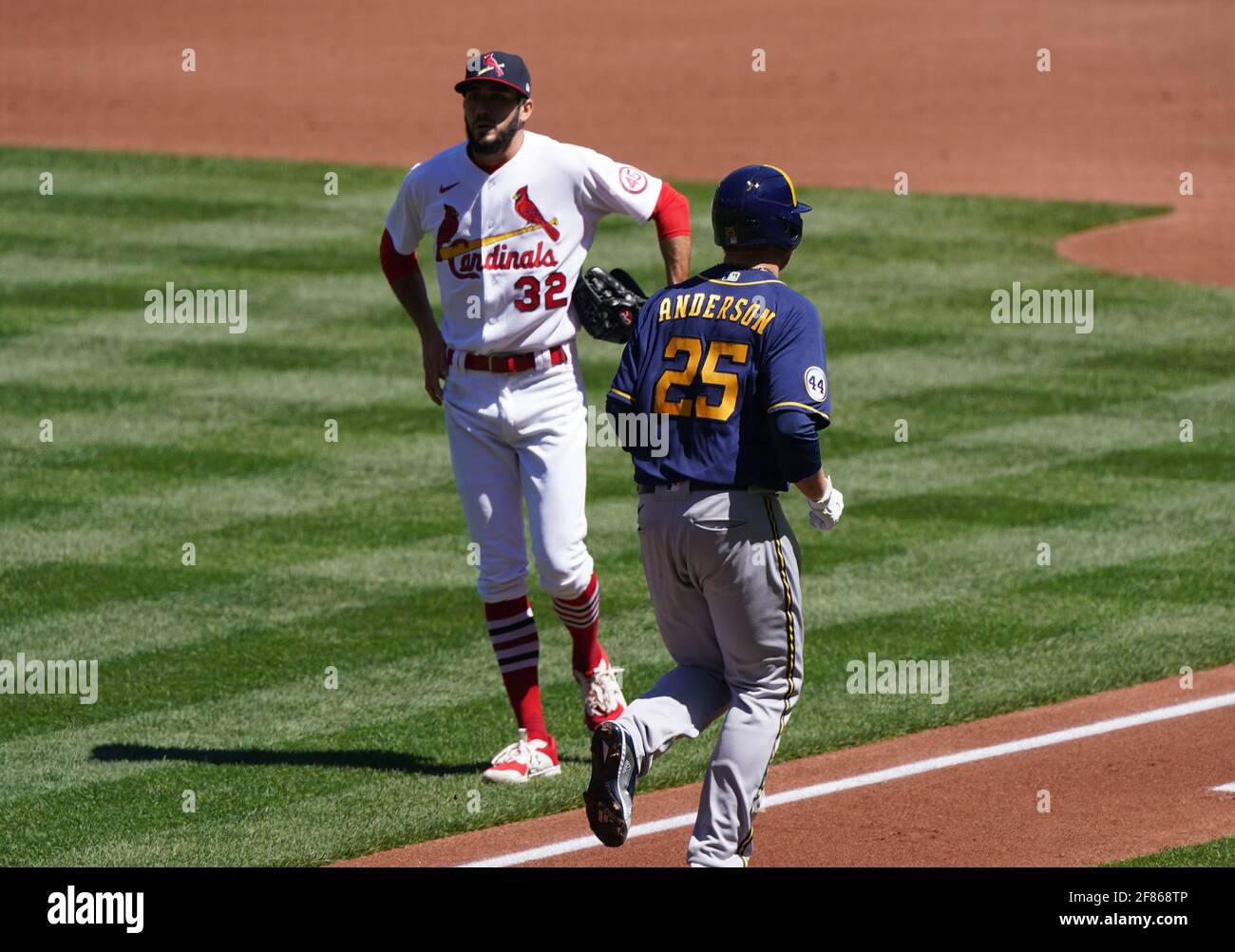 Bases loaded 3 hi-res stock photography and images - Alamy