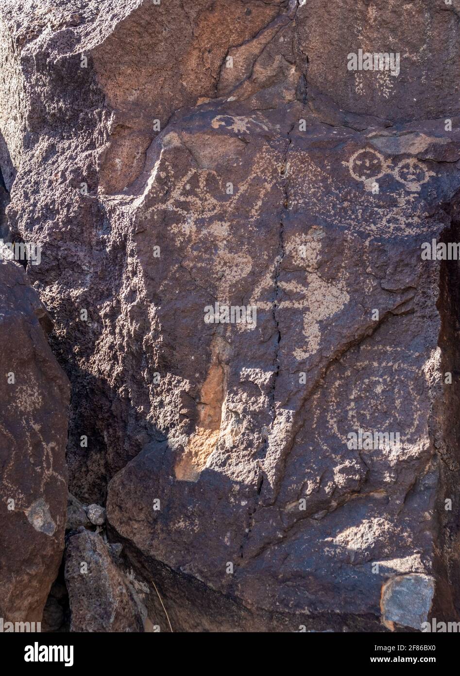Native american rock art hi-res stock photography and images - Alamy