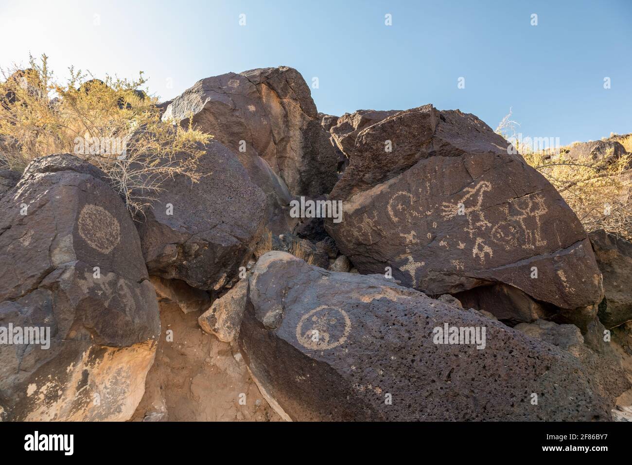Native american rock art hi-res stock photography and images - Alamy