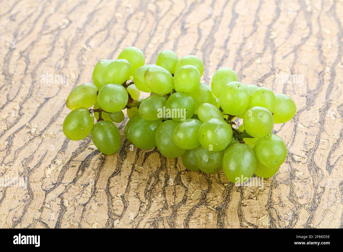 Ripe sweet green grape branch isolated Stock Photo - Alamy
