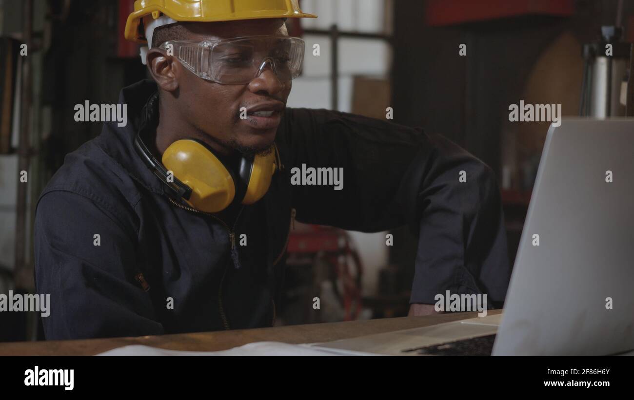 Social distance group of industrial worker, American industrial black ...