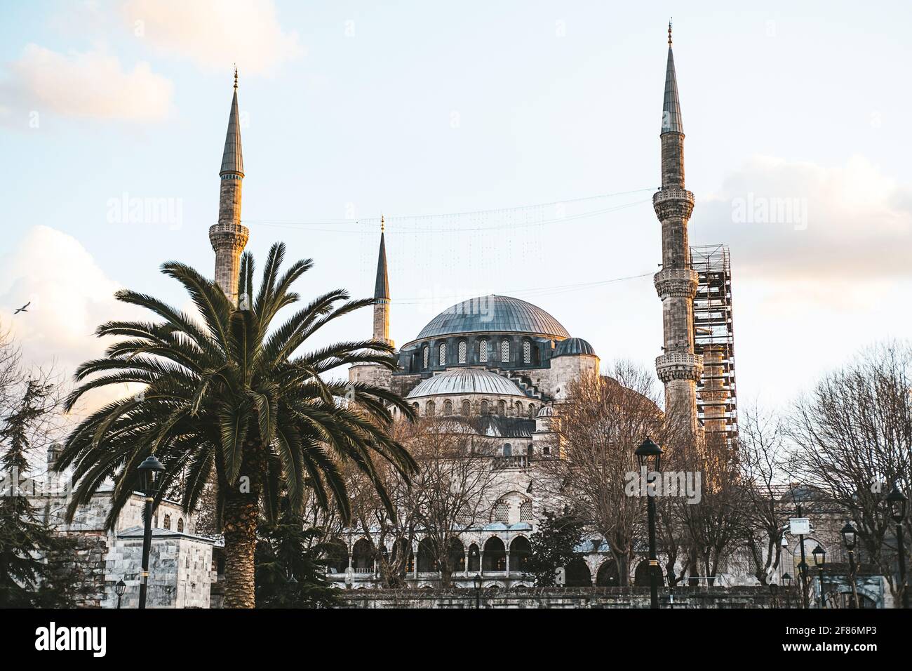 The famous Blue Mosque in Istanbul. Sultanahmet Mosque Stock Photo - Alamy