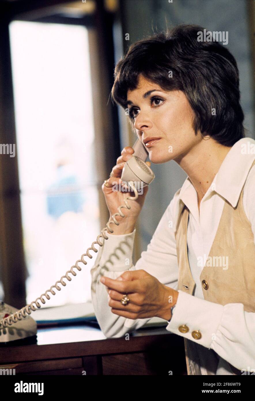 JESSICA WALTER in THE STREETS OF SAN FRANCISCO (1972). Credit: WARNER ...