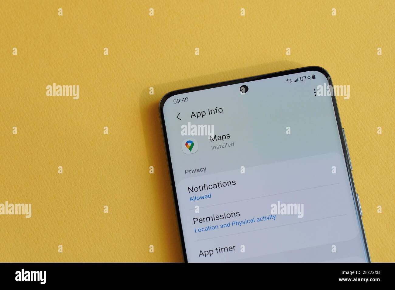 New york, USA - April 12, 2021: Changing privacy setting in maps app on ...