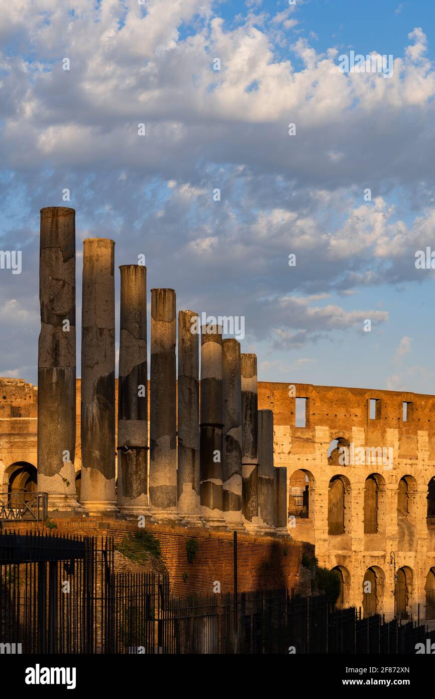 Colosseum columns hi-res stock photography and images - Alamy