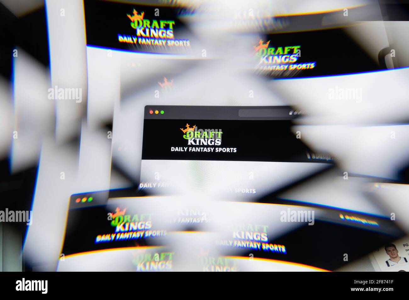 Draftkings logo hi-res stock photography and images - Alamy