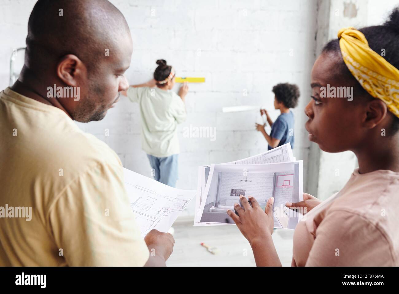 Draft papers hi-res stock photography and images - Alamy