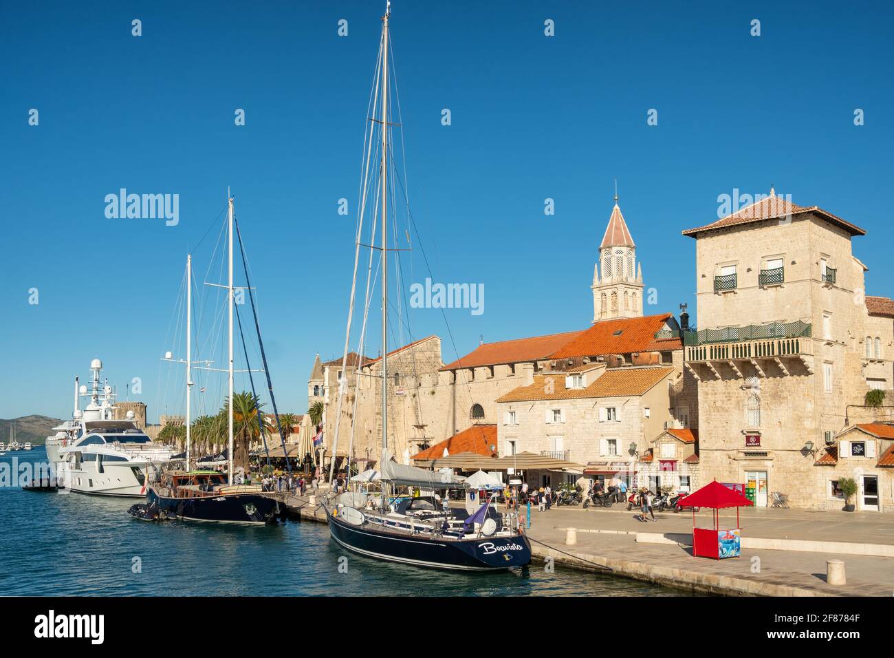Historic view of the Trogir old town waterfront, Dalmatia, Croatia ...