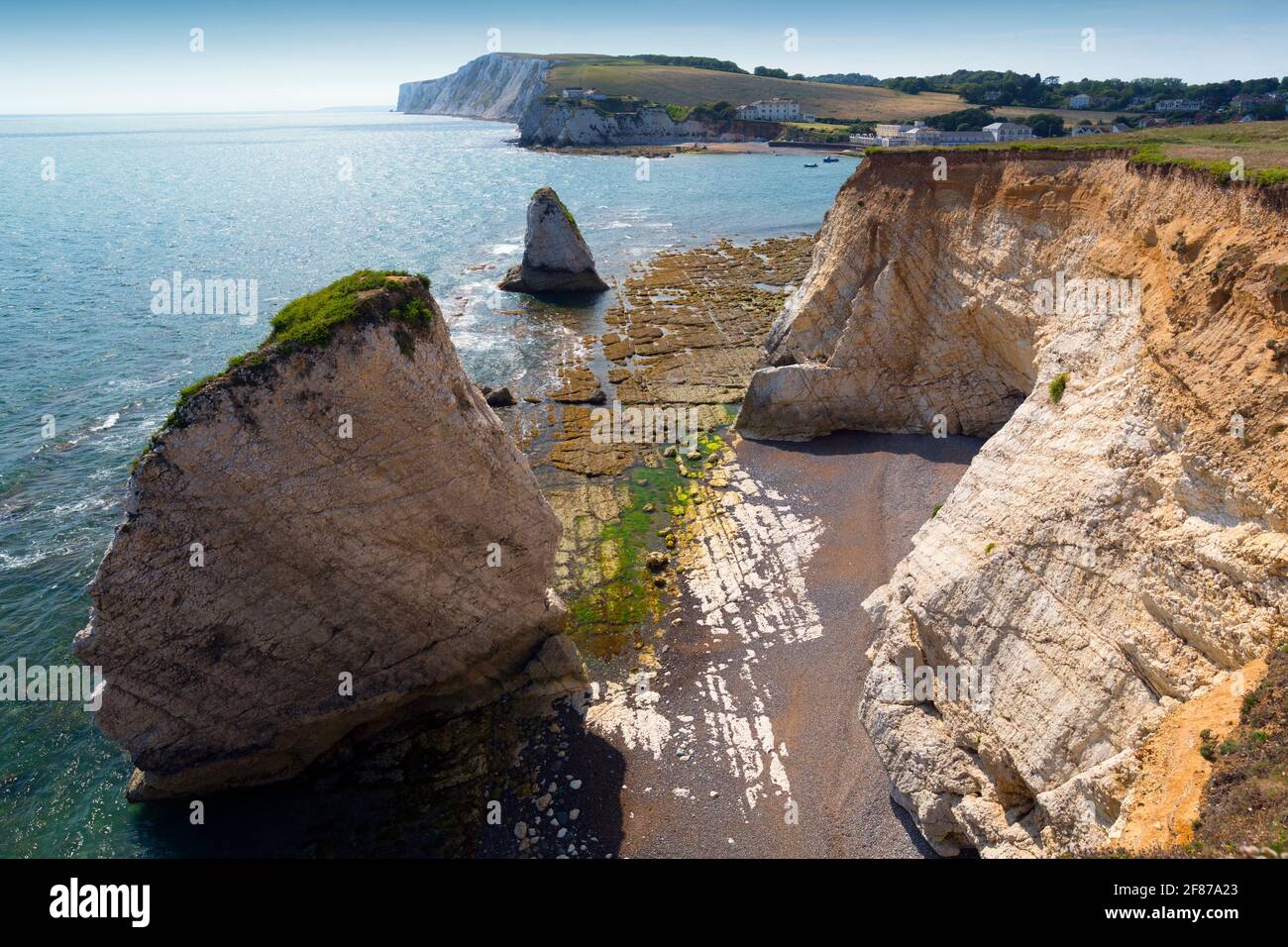wave cut platform,geology,sea,stacks,Freshwater Bay, Isle of Wight ...