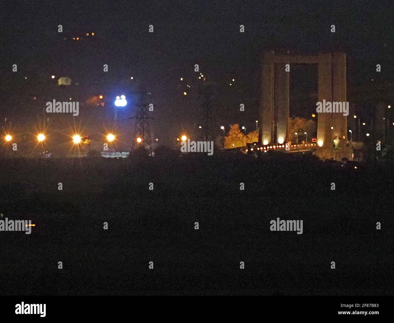 Filmed lights hi-res stock photography and images - Alamy