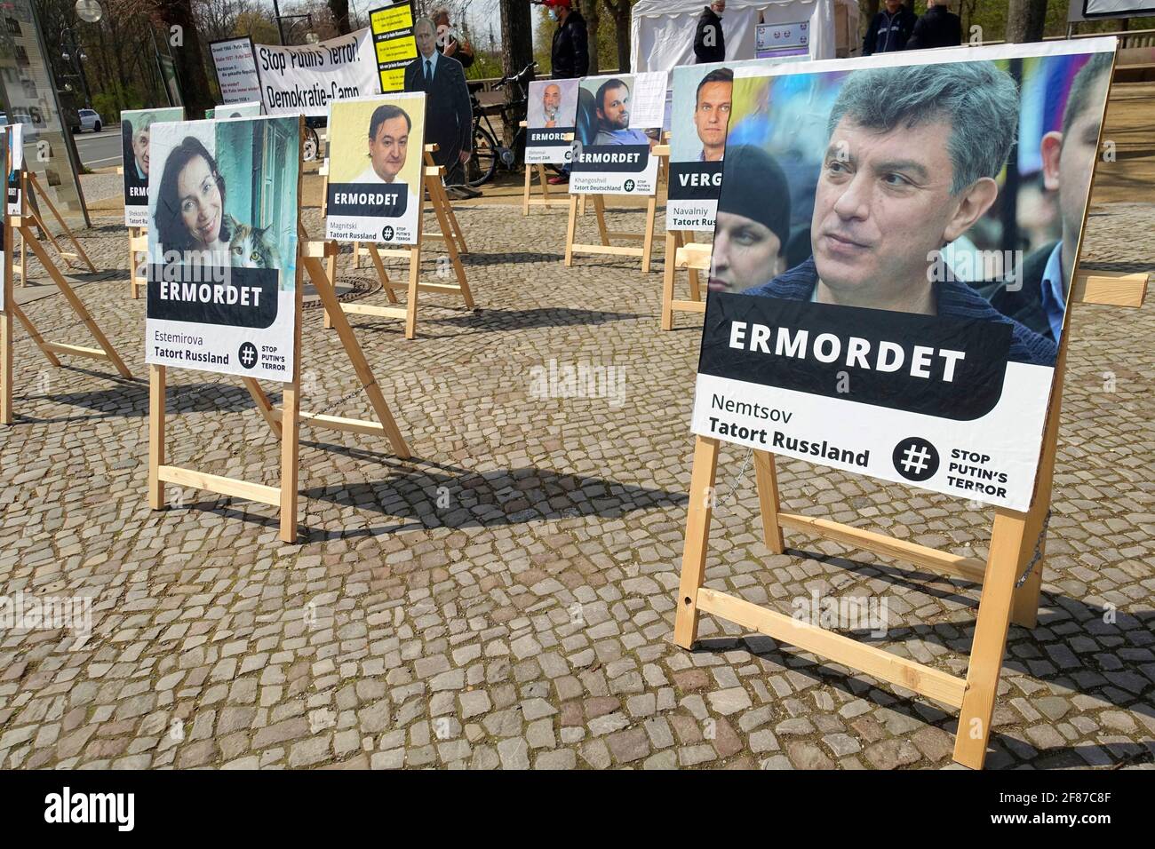 Berlin protest camp hi-res stock photography and images - Alamy
