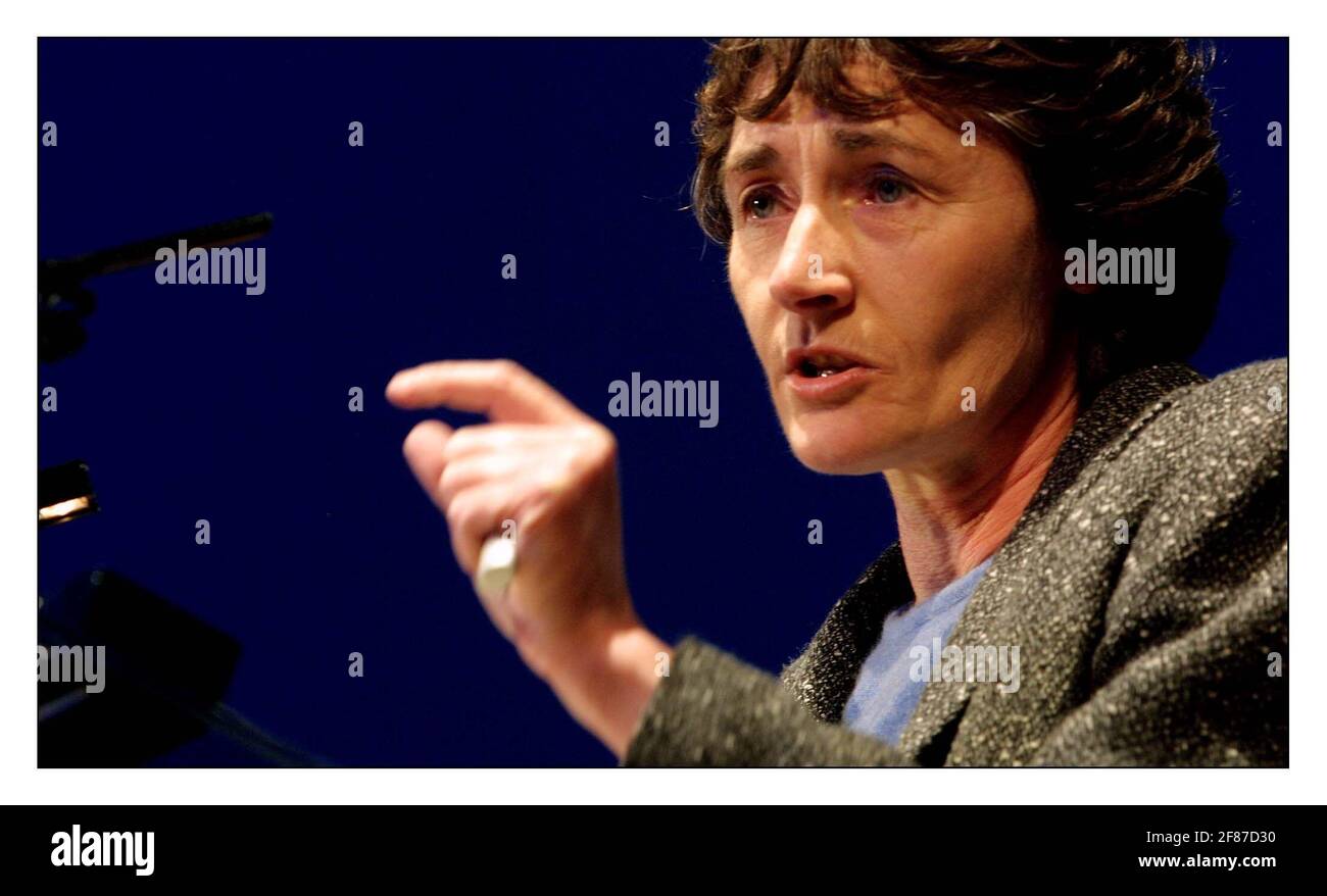 Estelle Morris Sec. of State for Education & Skills speaks at ...