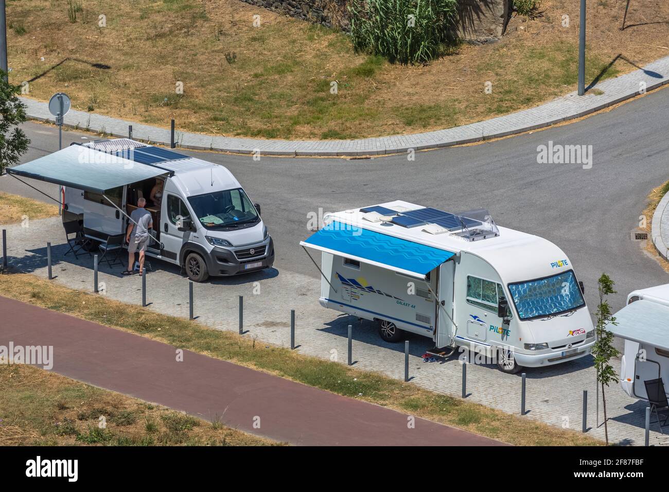 Mobile homes portugal hi-res stock photography and images - Alamy