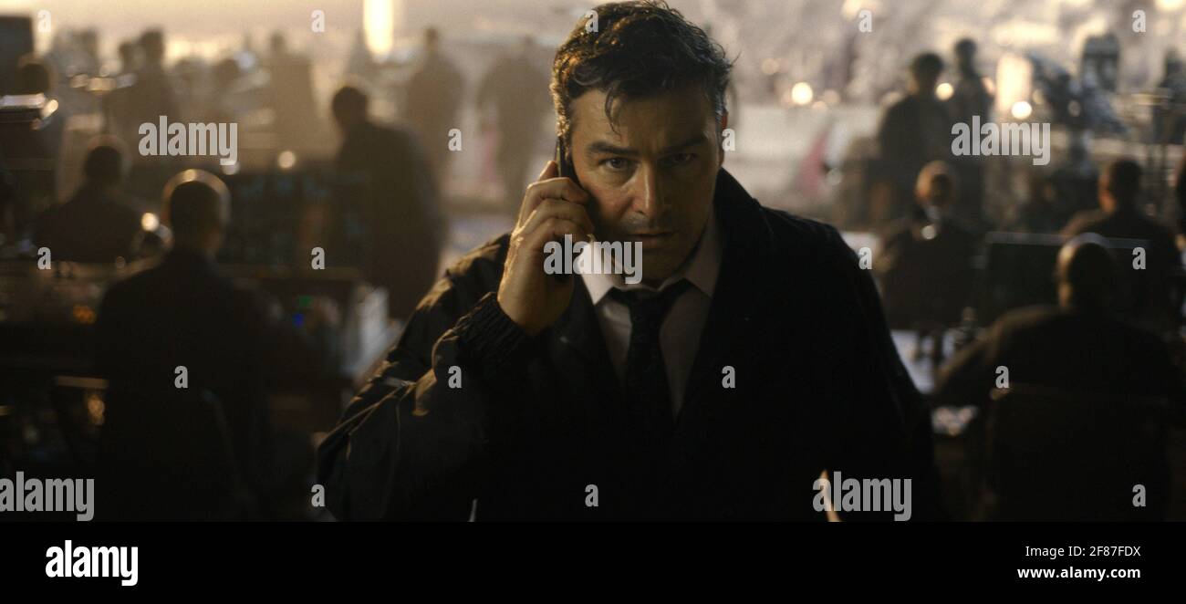 Godzilla vs kong (2021) hi-res stock photography and images - Alamy