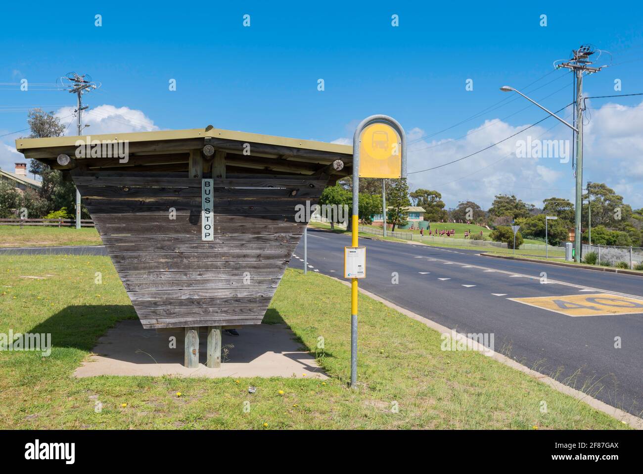 Australia primary school bus hi-res stock photography and images - Alamy