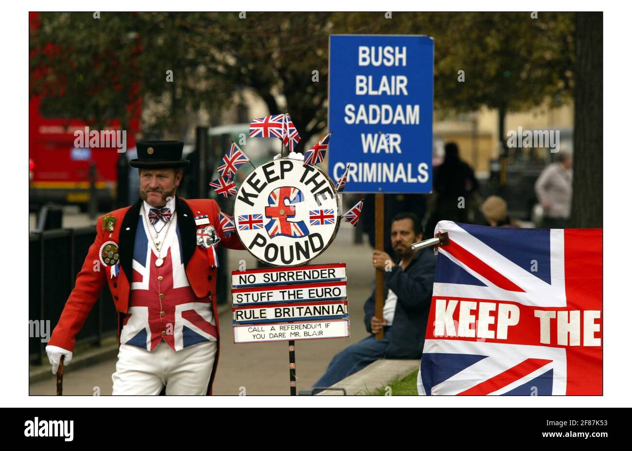 Budget pic Cut Out Stock Images & Pictures - Alamy