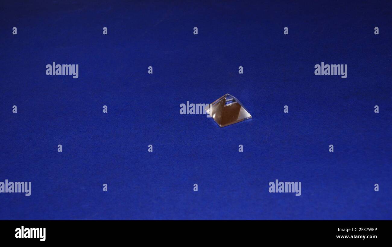 Crystal pyramid hi-res stock photography and images - Alamy