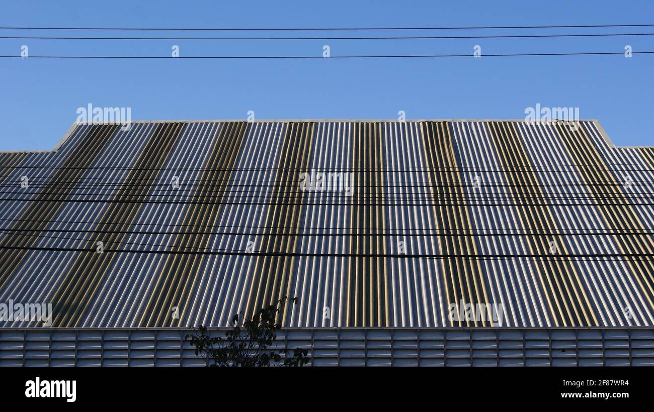 Zinc roof hi-res stock photography and images - Alamy