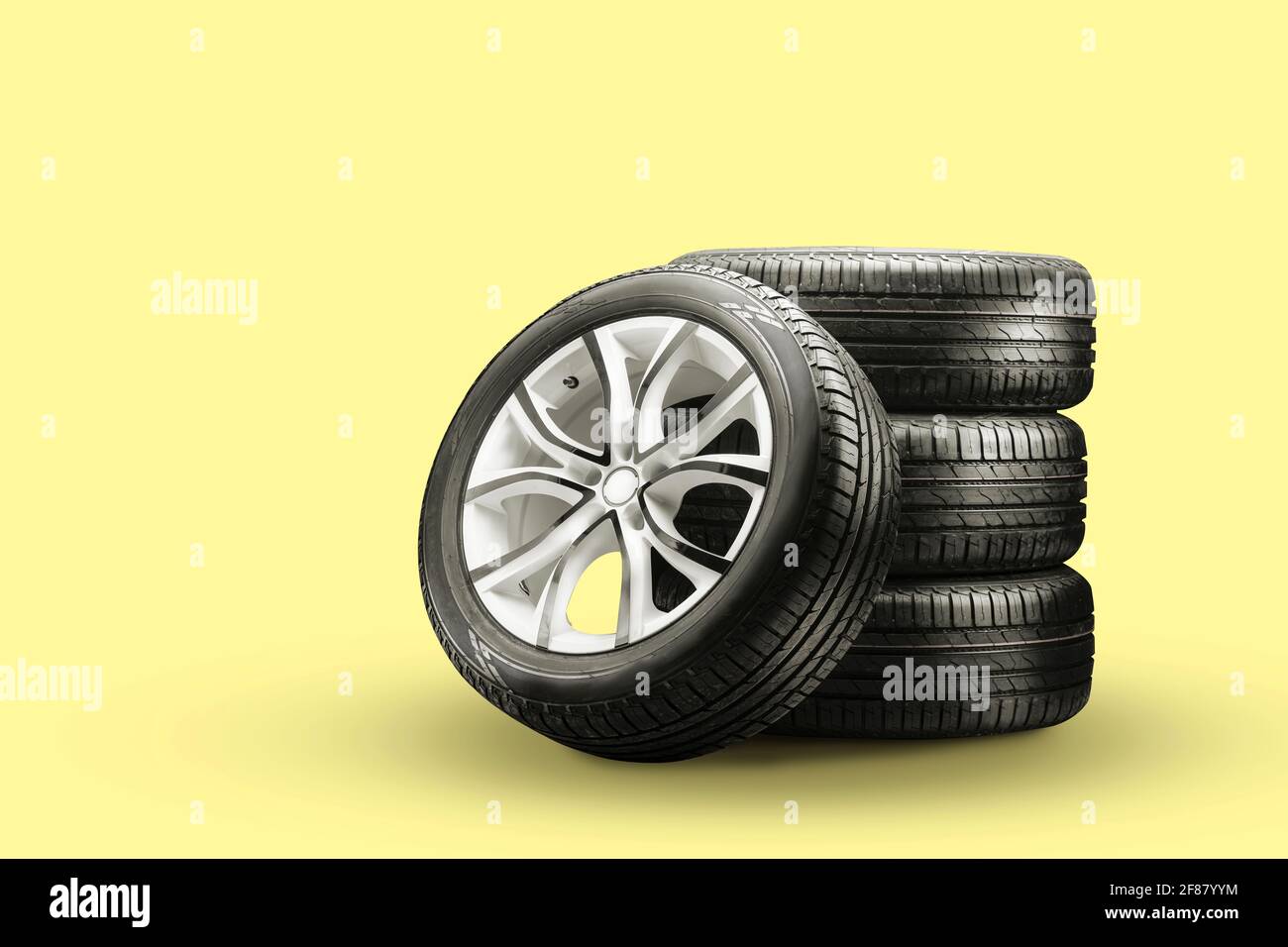 New car rims stacked hi-res stock photography and images - Alamy