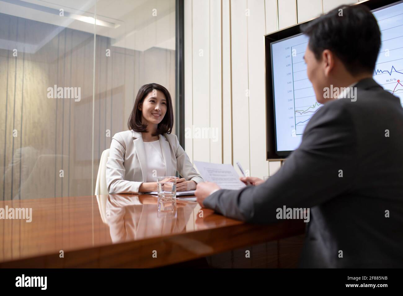 Asian interviewee hi-res stock photography and images - Alamy