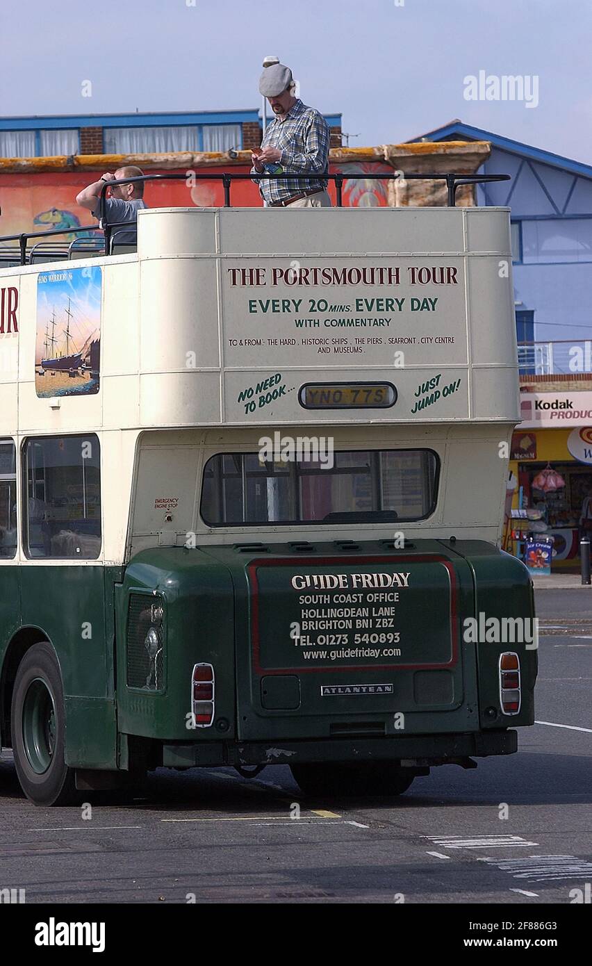 2001 bus hi-res stock photography and images - Alamy