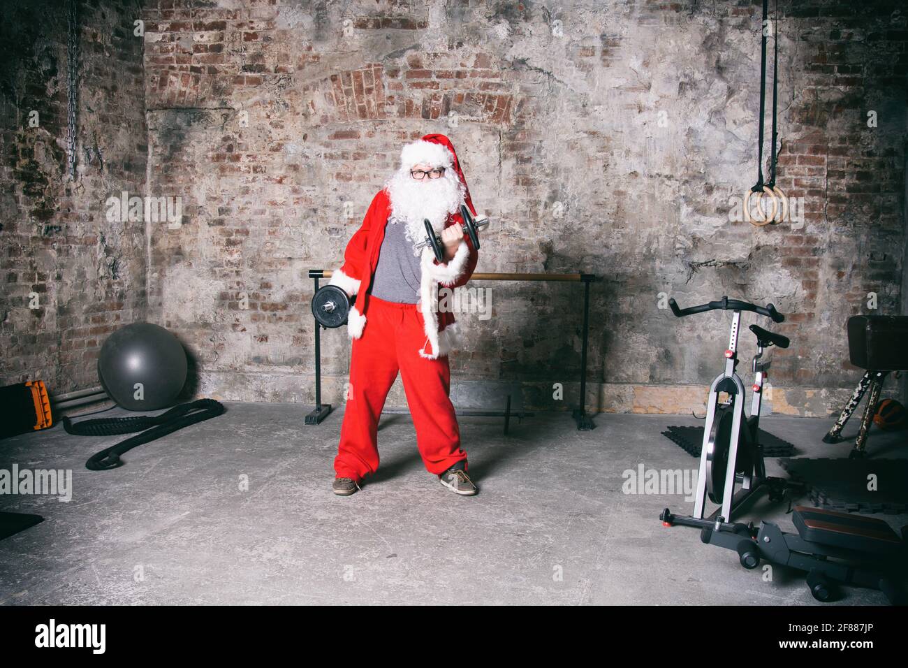 Santa gym hi-res stock photography and images - Alamy