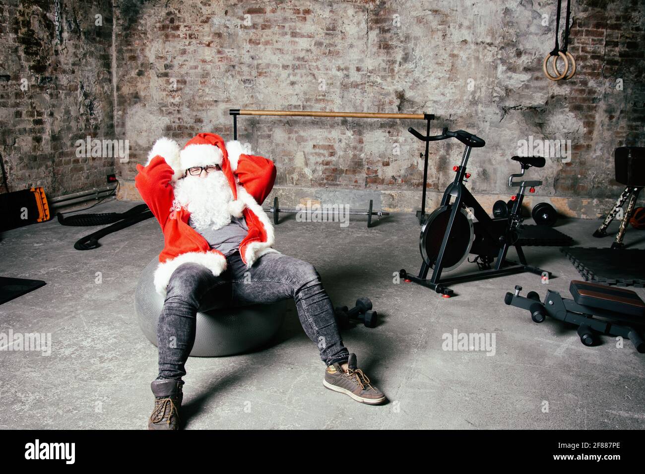 Santa gym hi-res stock photography and images - Alamy