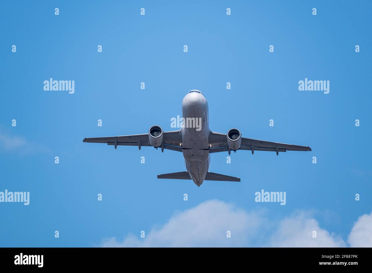 Airplane fuselage hi-res stock photography and images - Alamy