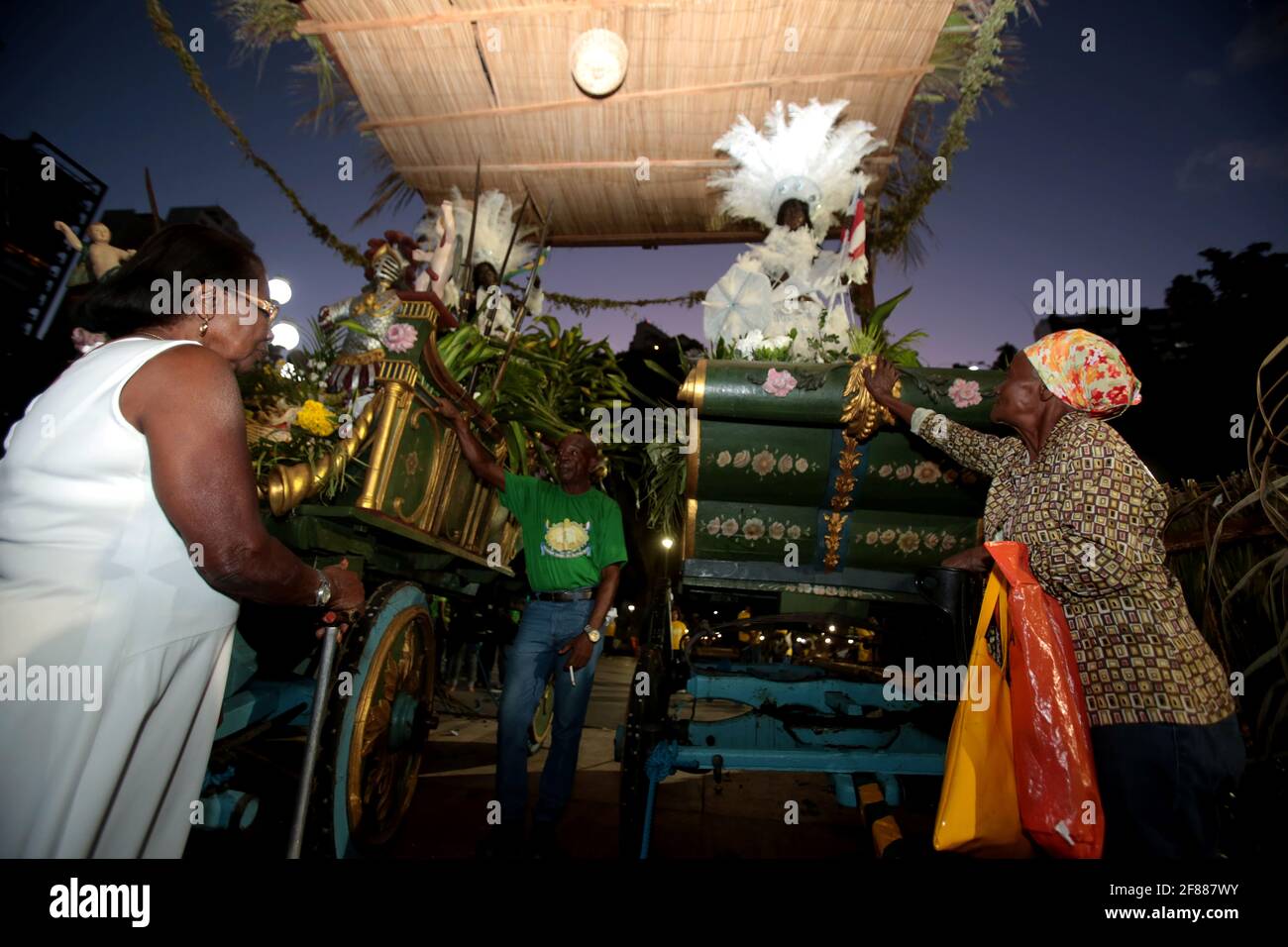 salvador, bahia / brazil - july 2, 2017: People follow the departure of ...