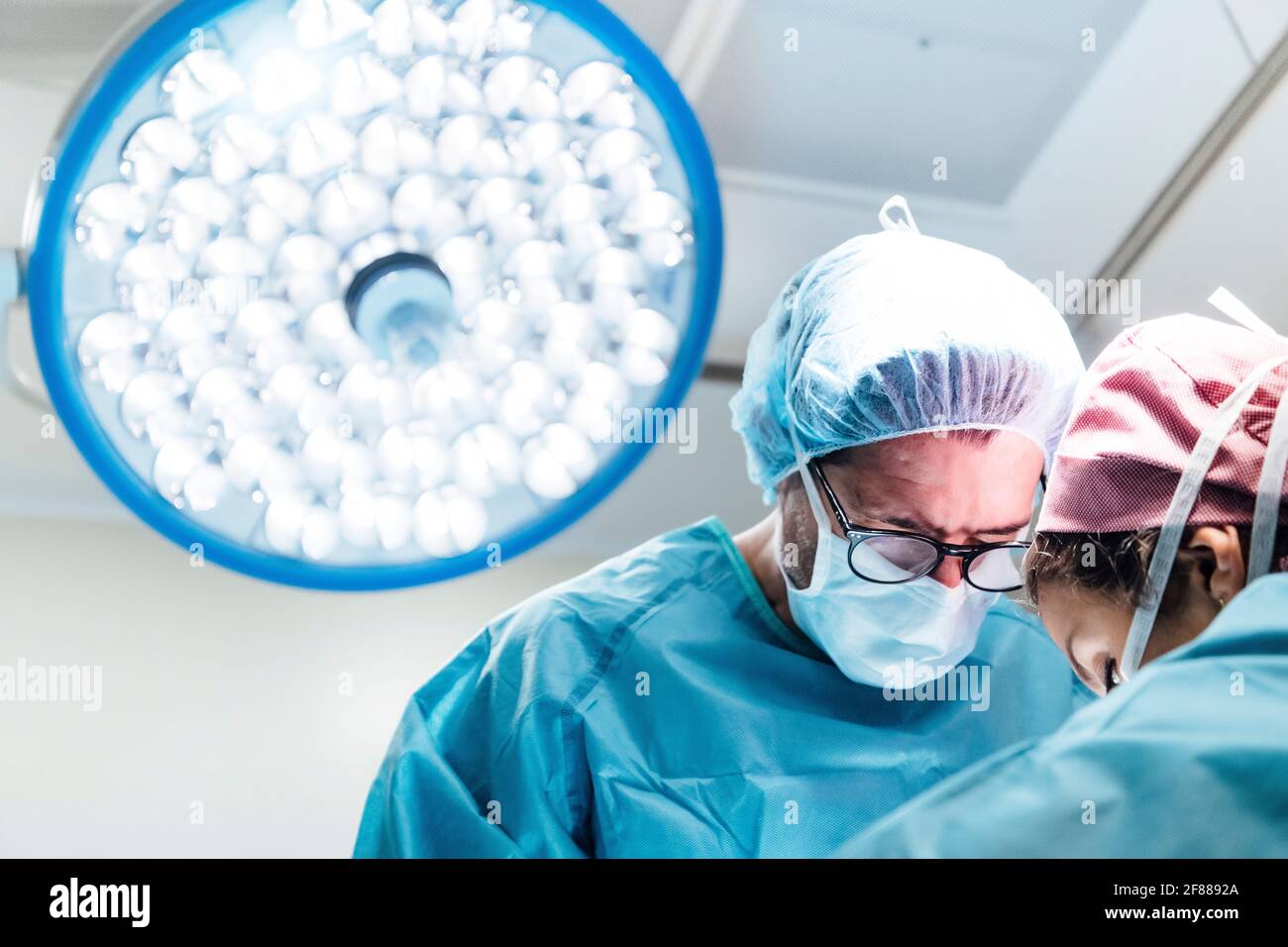 Professional medical team performing surgery at the hospital Stock ...