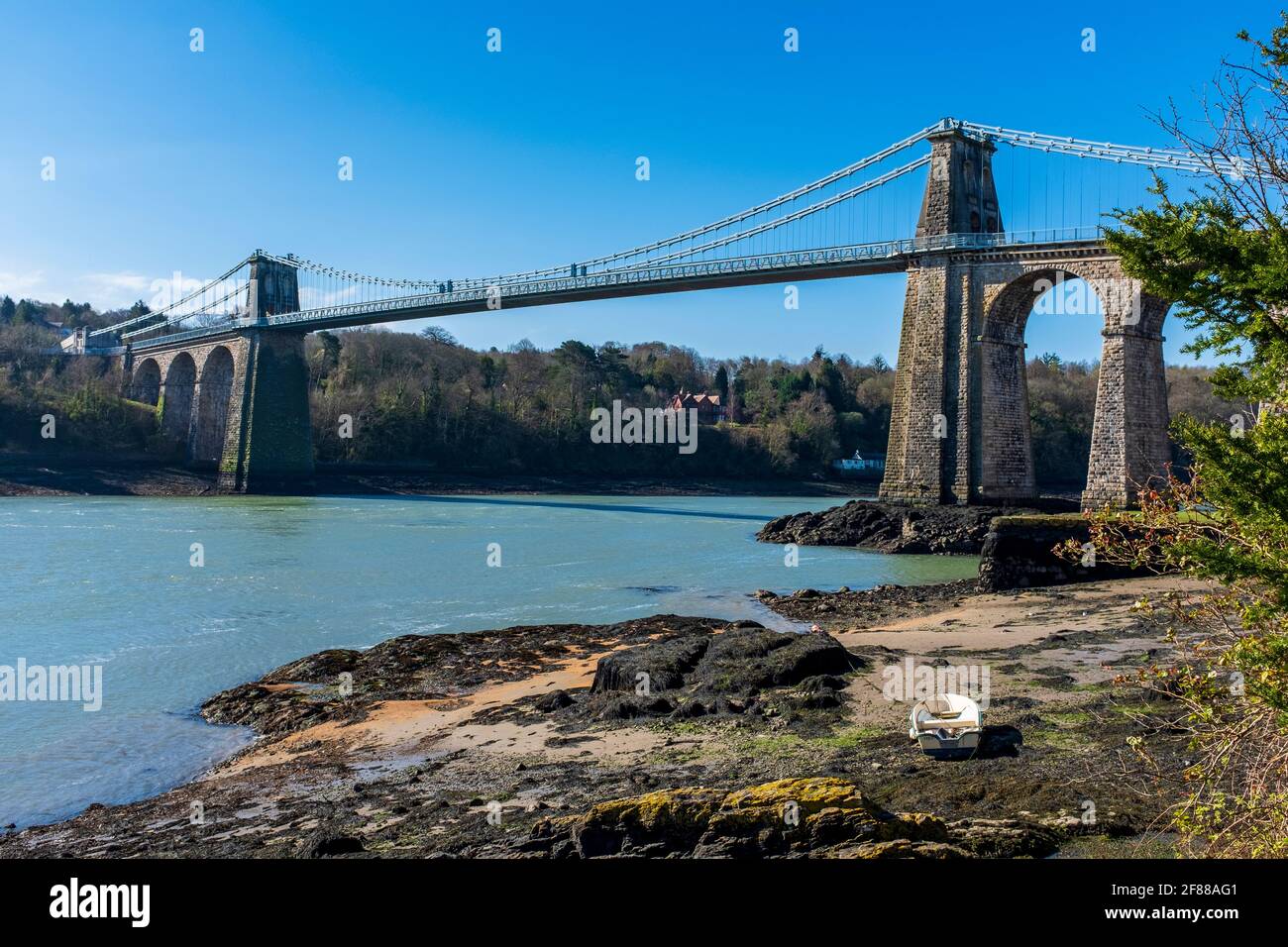 The Menai Bridge connecting Anglesey to North Wales Stock Photo - Alamy