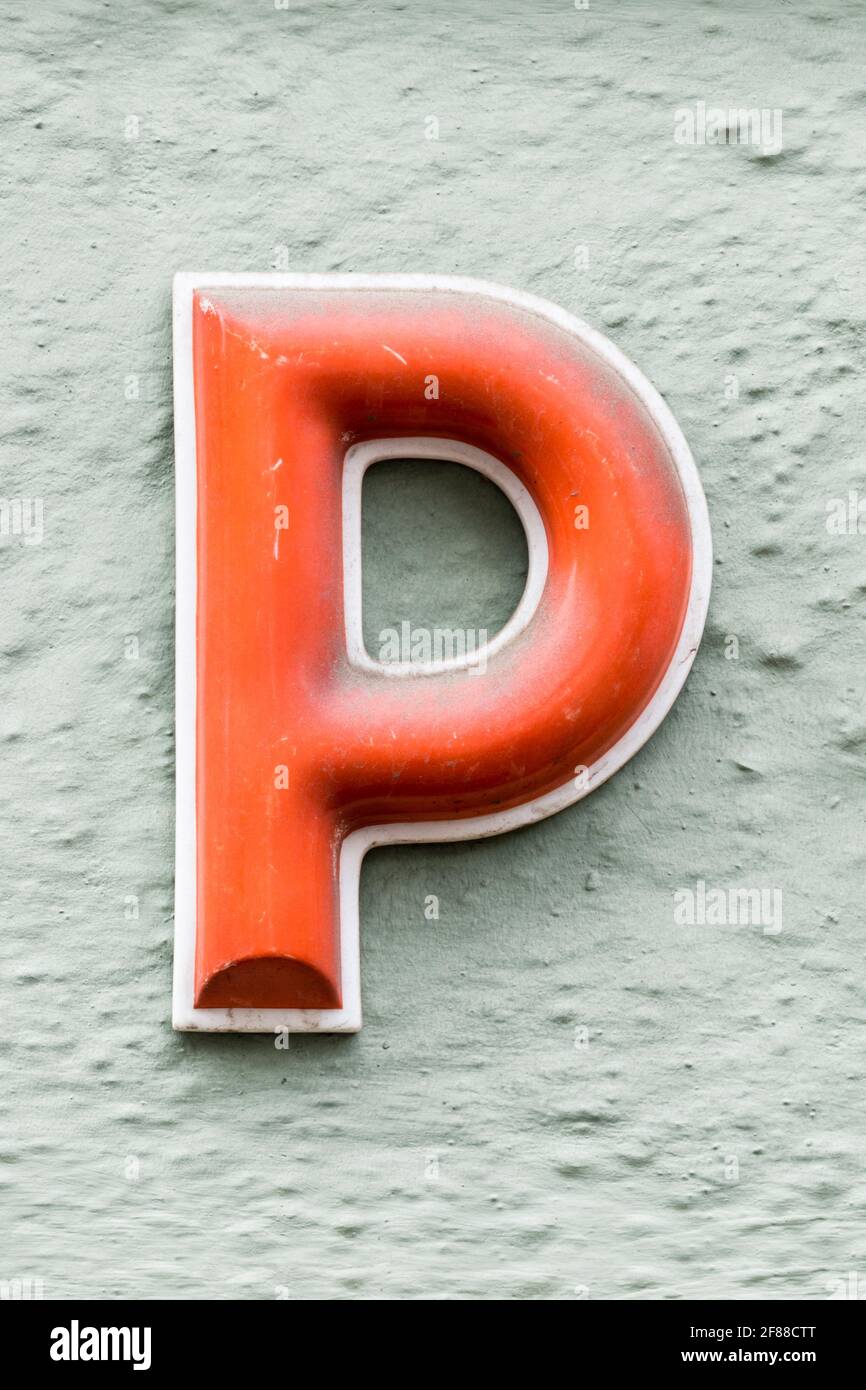 White outline hi-res stock photography and images - Alamy