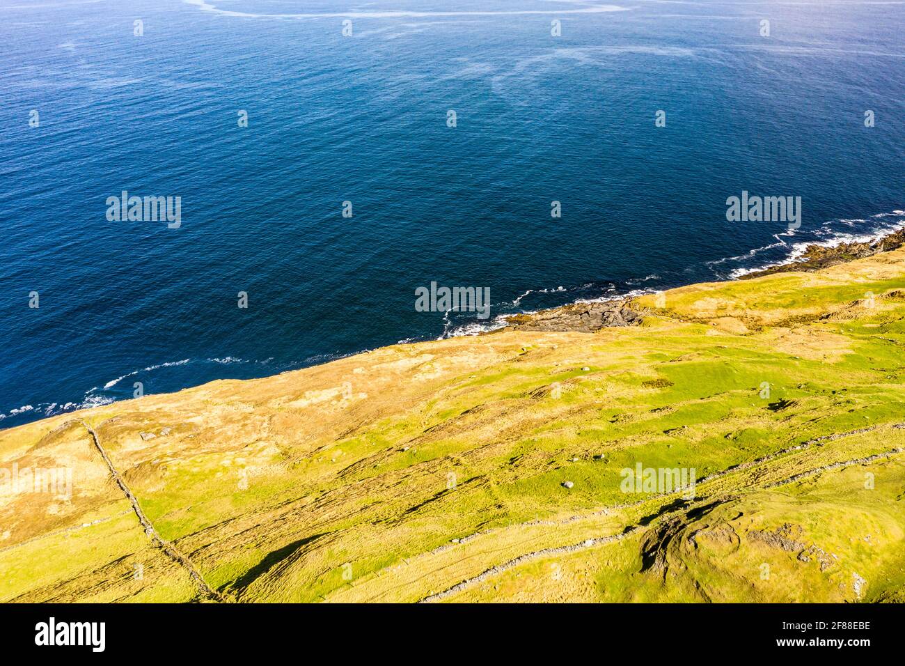 Aerial view dunmore head hi-res stock photography and images - Alamy