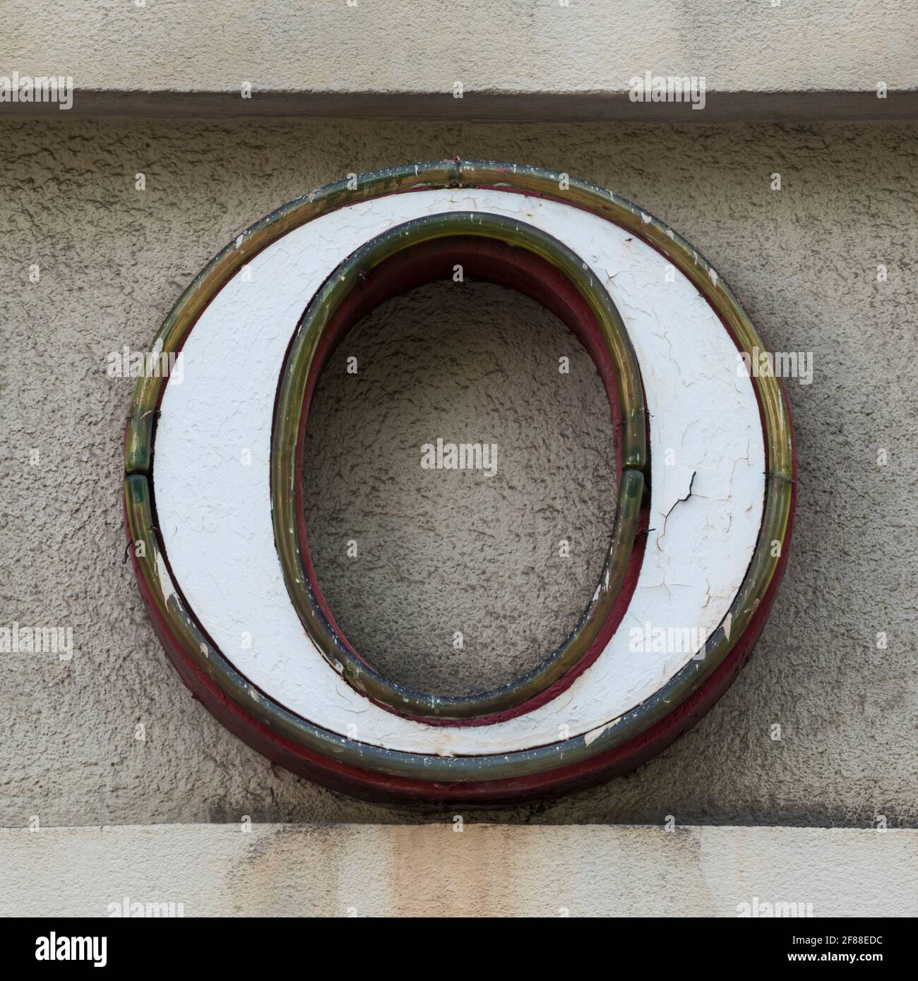 Letter of outline hi-res stock photography and images - Alamy