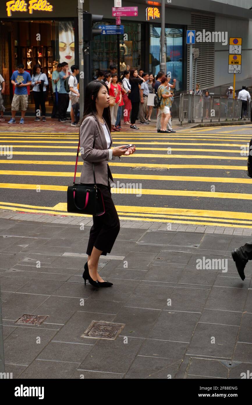 Lunch hour walking hi-res stock photography and images - Alamy