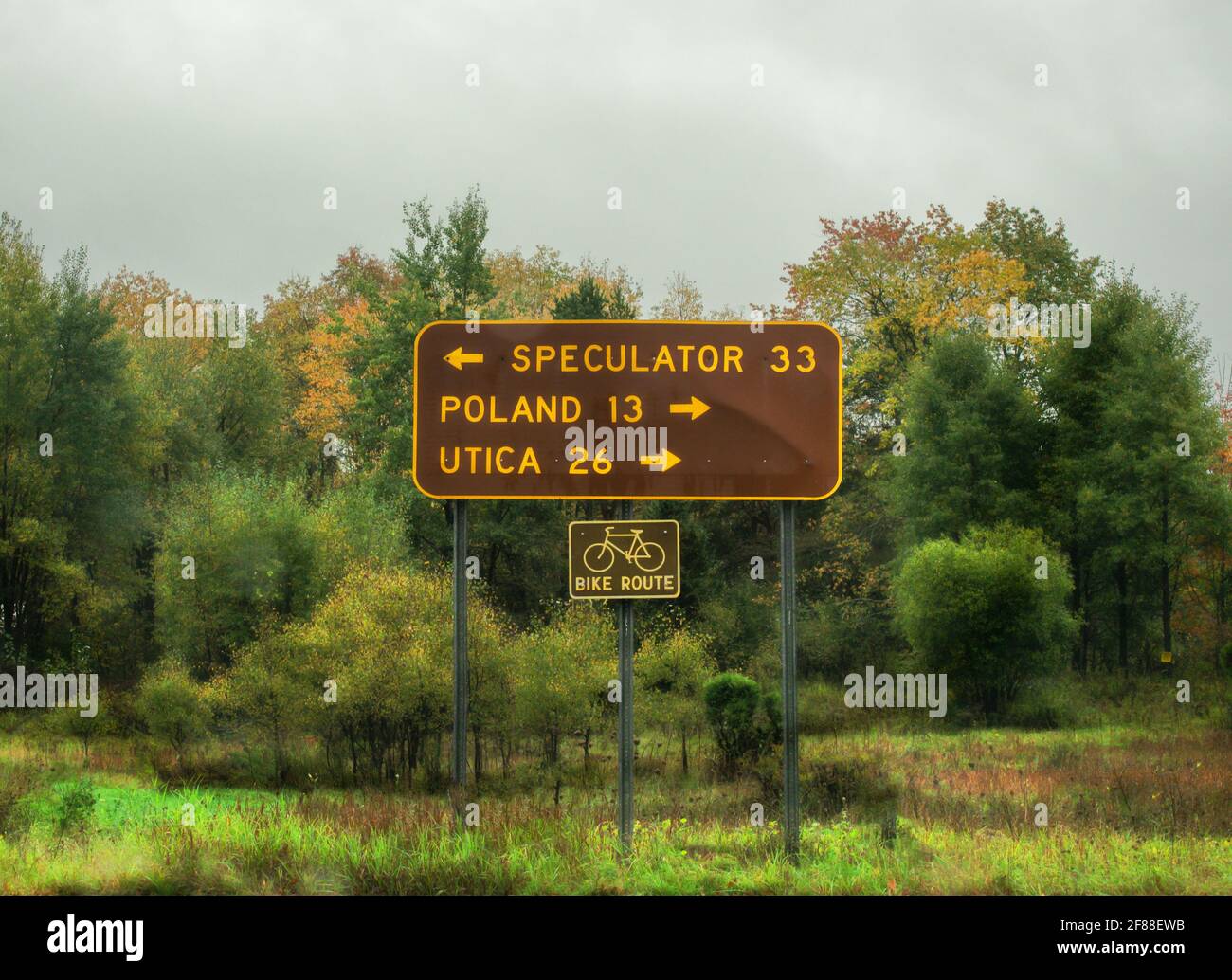 Adirondack state park sign hi-res stock photography and images - Alamy