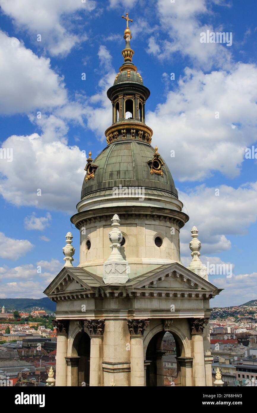 Budapest neoclassical architecture hi-res stock photography and images ...