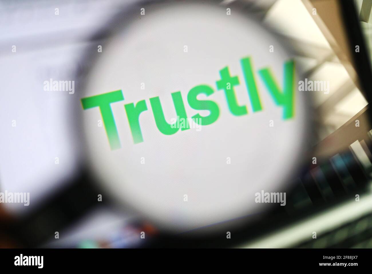 Trustly logo hi-res stock photography and images - Alamy