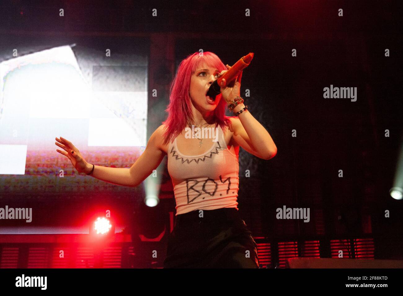 Hayley williams 2010 hi-res stock photography and images - Alamy
