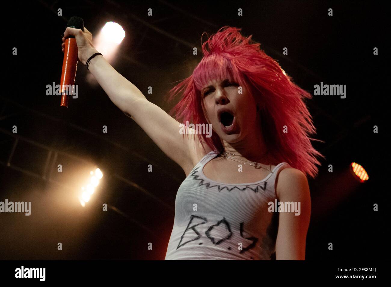 Hayley williams 2010 hi-res stock photography and images - Alamy