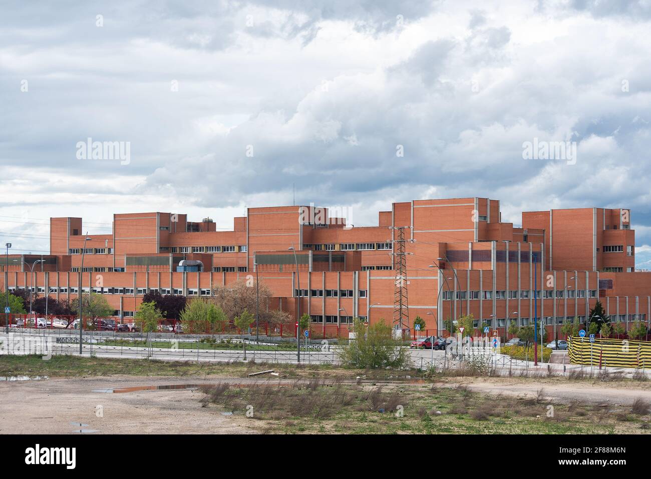 Hospital building in Madrid Spain Stock Photo - Alamy